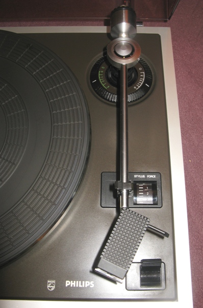 Philips GA437 Semi-Automatic, Circa 1977
